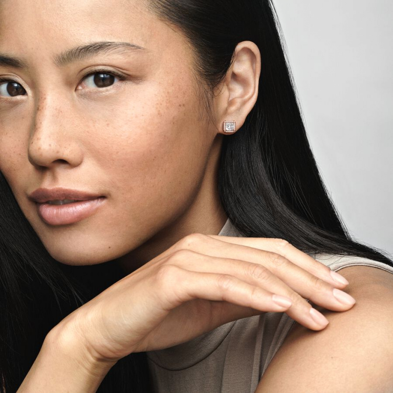 Pandora Square Sparkle Halo Stud Earrings – Stylee